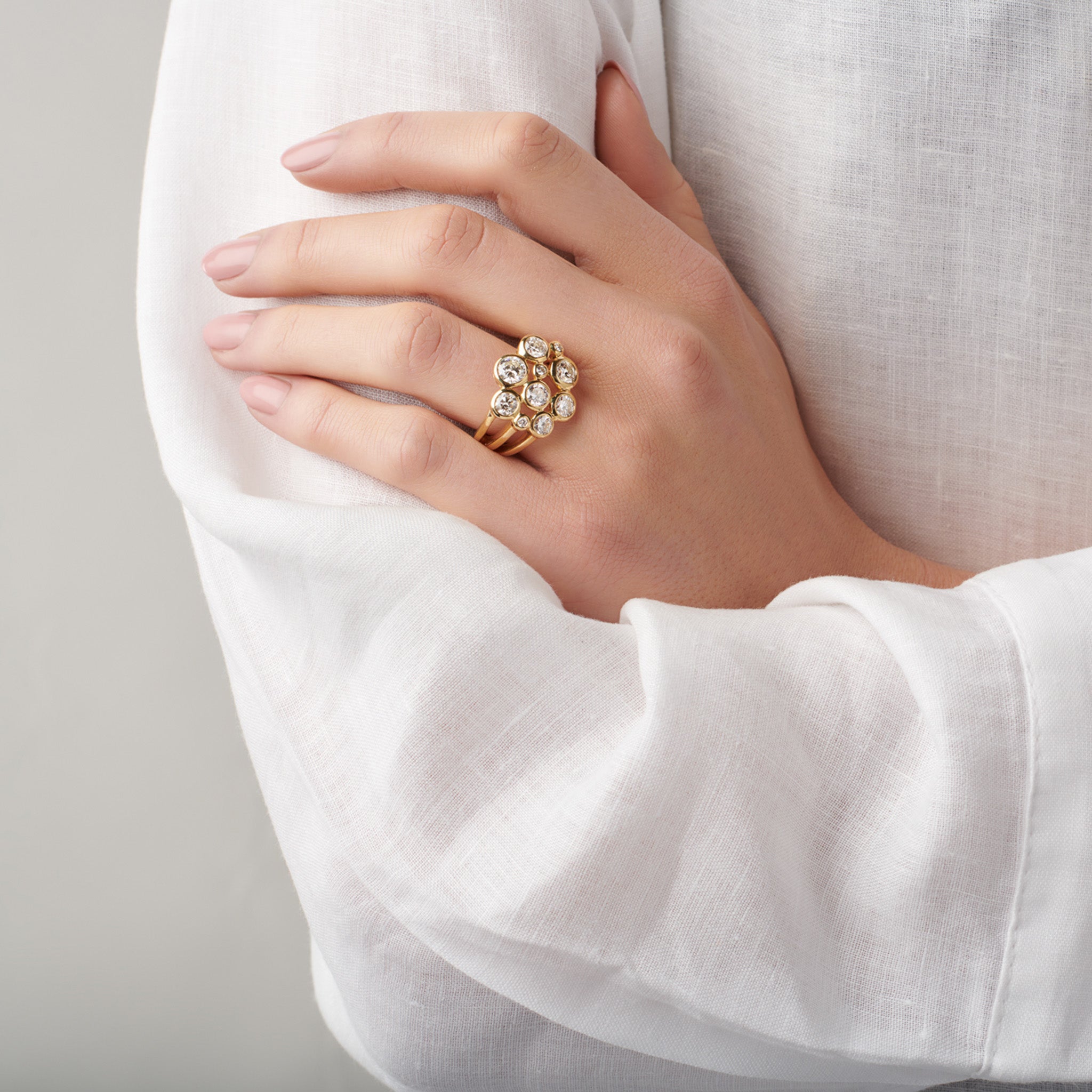 Cirkel Ring 18ct Yellow Gold - Ruby & Diamond | Cassandra Goad